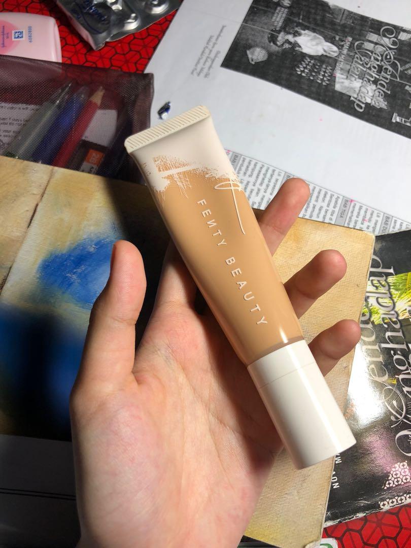 Fenty Beauty Hydrating Foundation 240, Beauty & Personal Care, Face ...