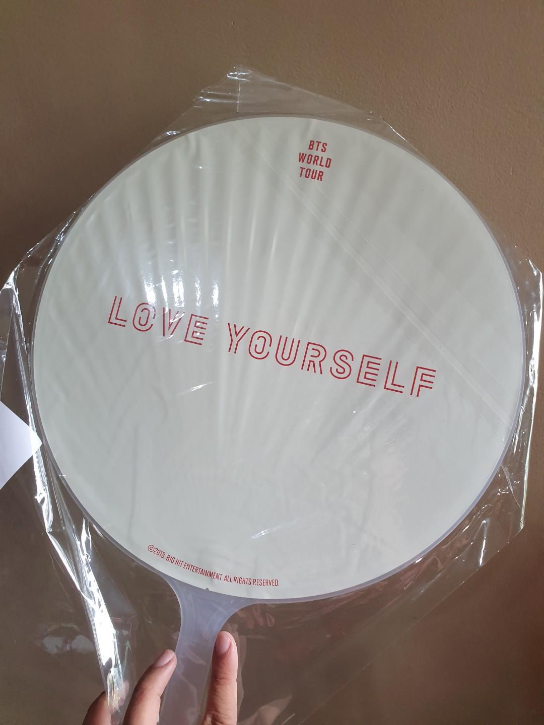 ON-HAND: BTS LOVE YOURSELF CONCERT PICKET, Hobbies & Toys, Memorabilia ...