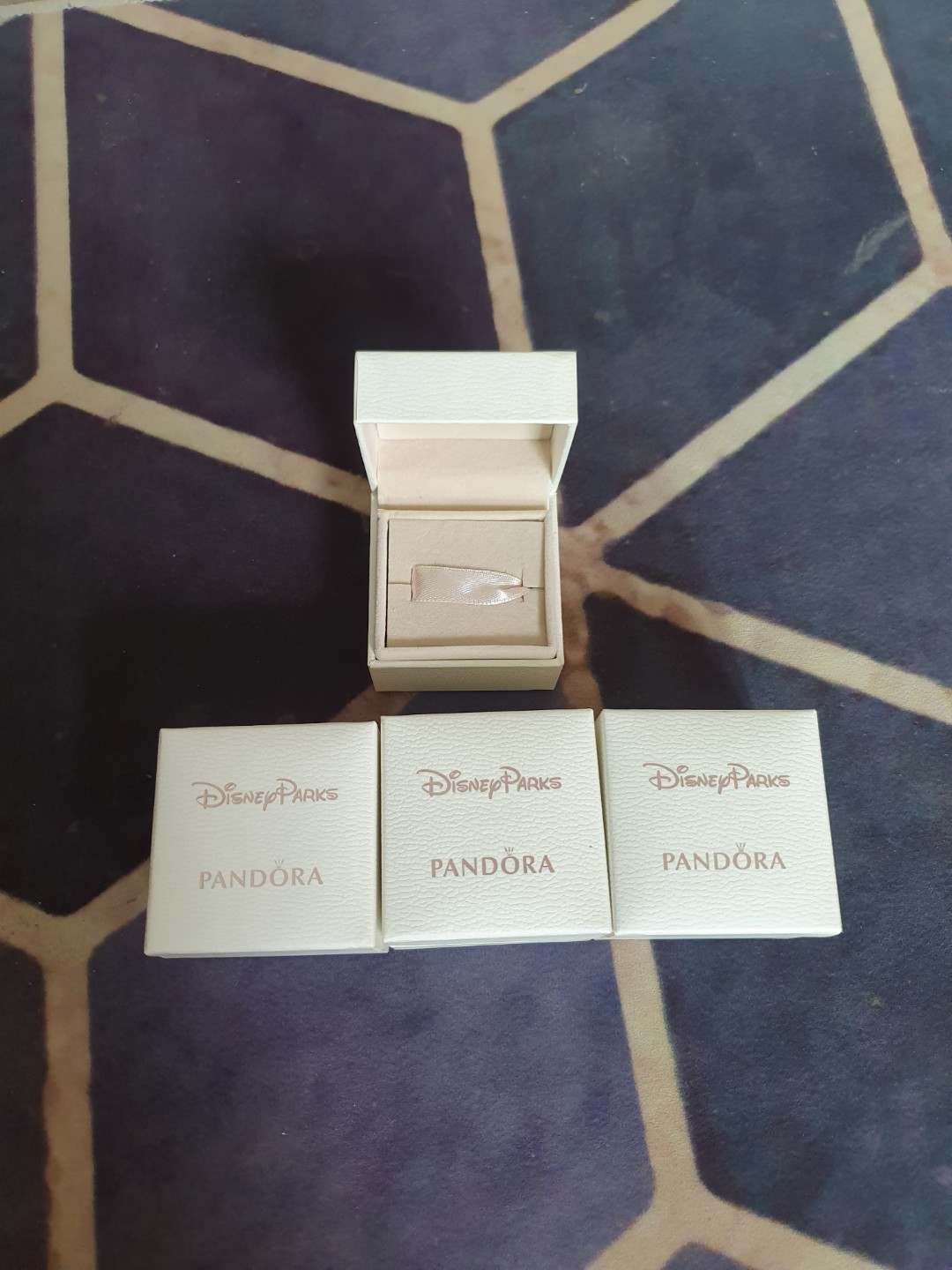 Pandora Disney boxes, Women's Fashion, Jewelry & Organisers, Accessory ...