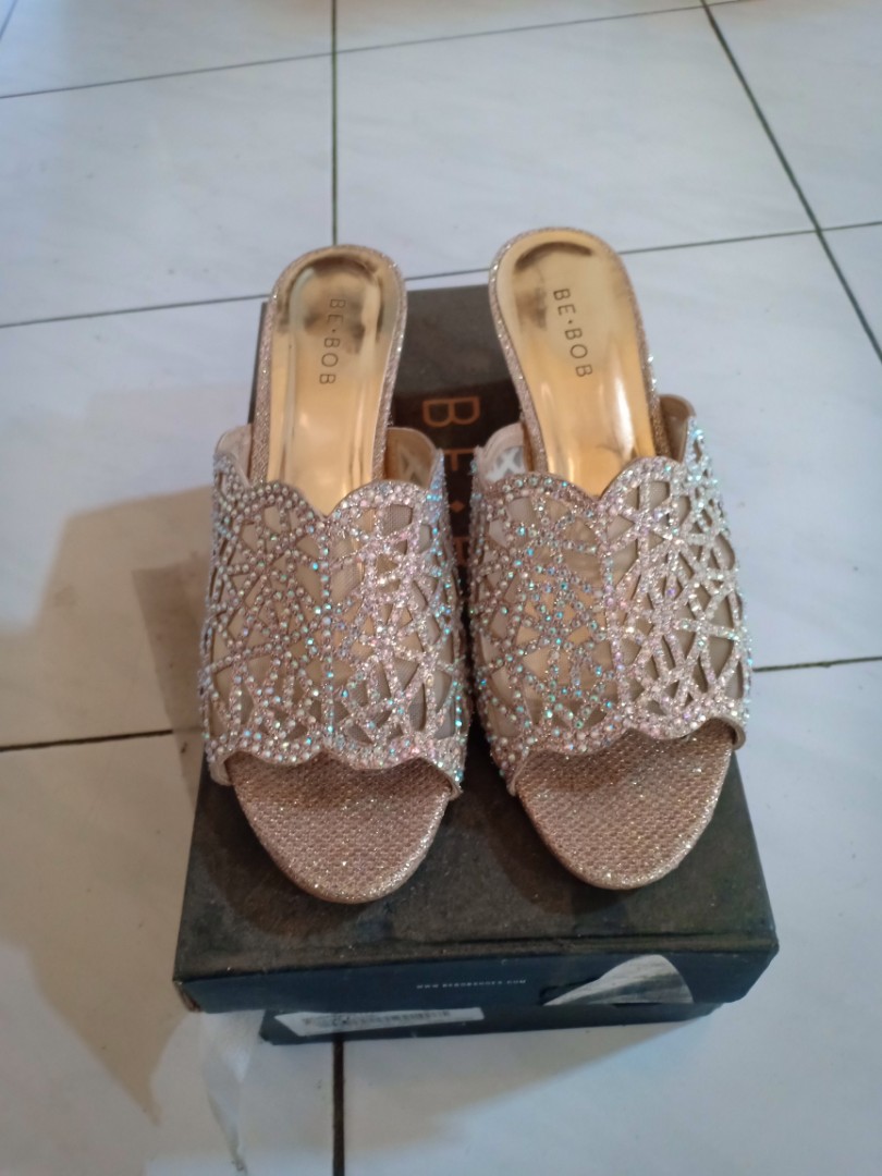 sepatu pesta, Fesyen Wanita, Sepatu di Carousell