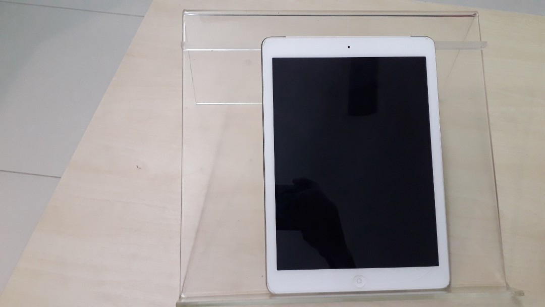 Solid Acrylic Tablet Stand, Computers & Tech, Laptops & Notebooks on ...