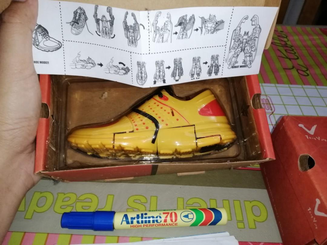 TRANSFORMERS Robot Shoe NOS, Hobbies & Toys, Collectibles & Memorabilia ...
