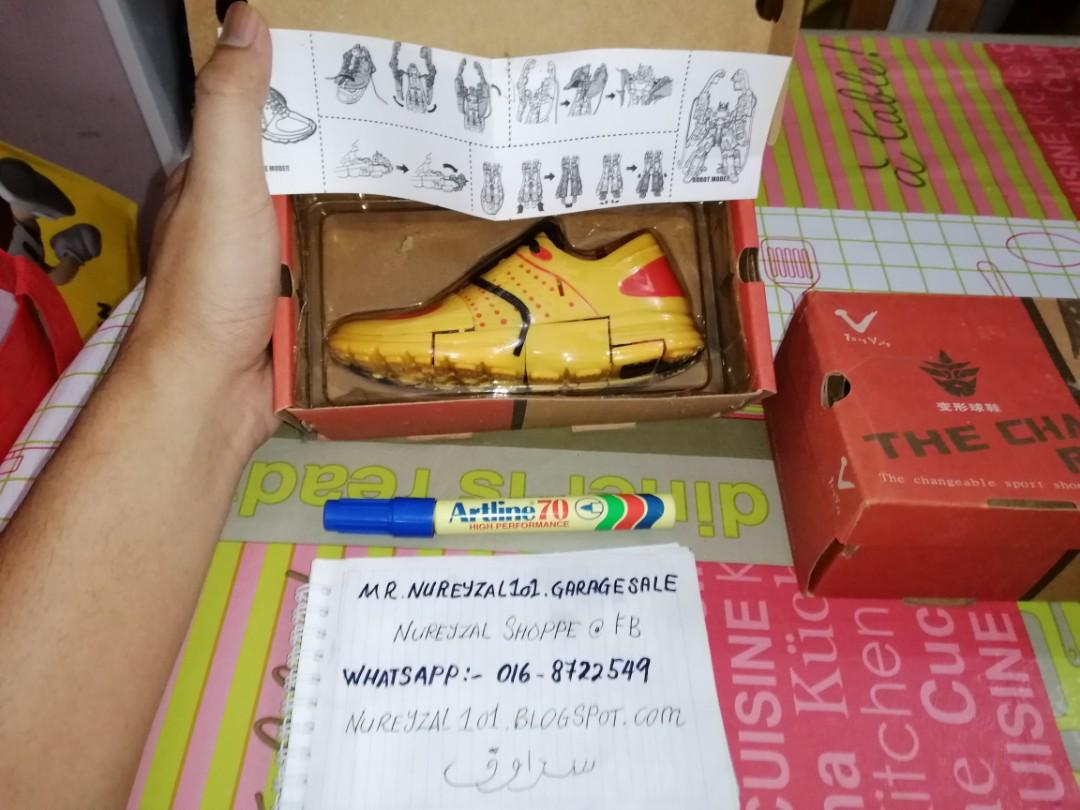 TRANSFORMERS Robot Shoe NOS, Hobbies & Toys, Collectibles & Memorabilia ...