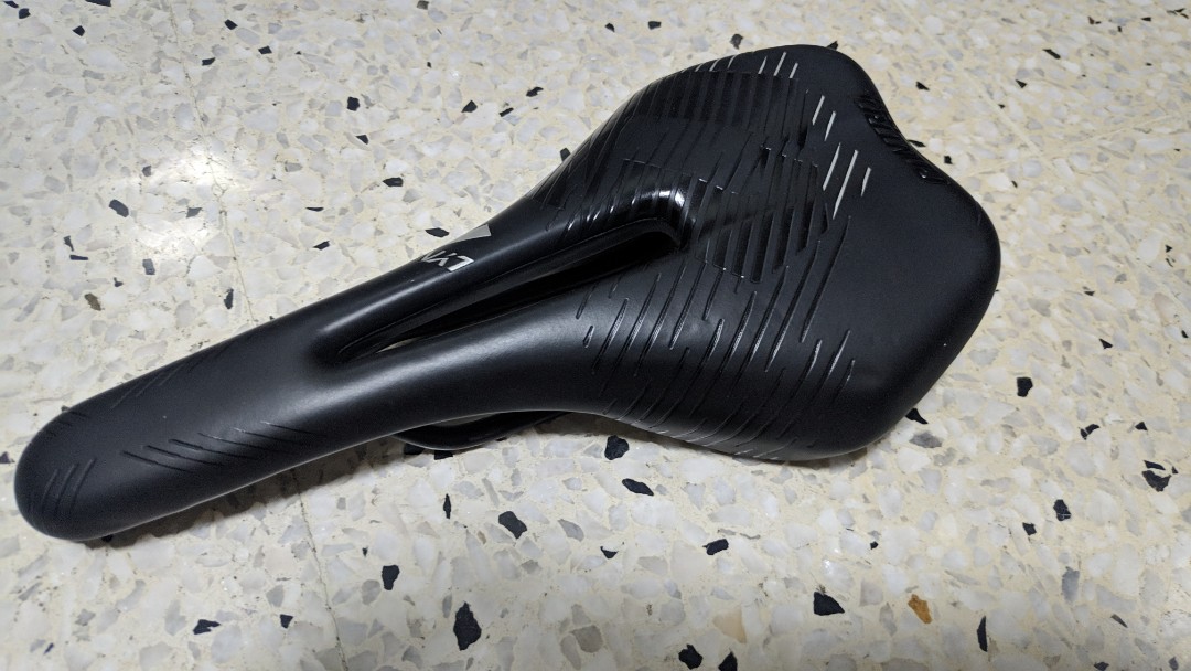 Controltech Lynx Saddle (made by Selle Italia), Sports Equipment ...