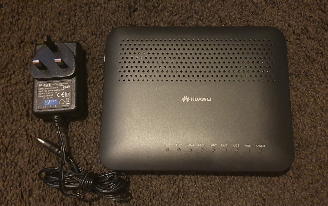 Huawei Router EchoLife HG8240, Computers & Tech, Parts & Accessories ...