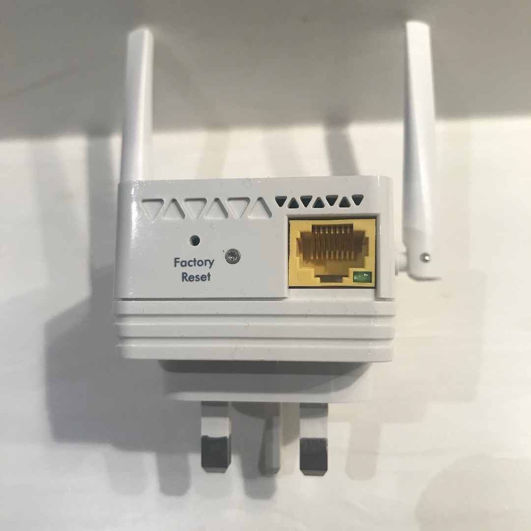 Netgear EX2700 N300 1-Port Essentials Edition WiFi Range Extender ...