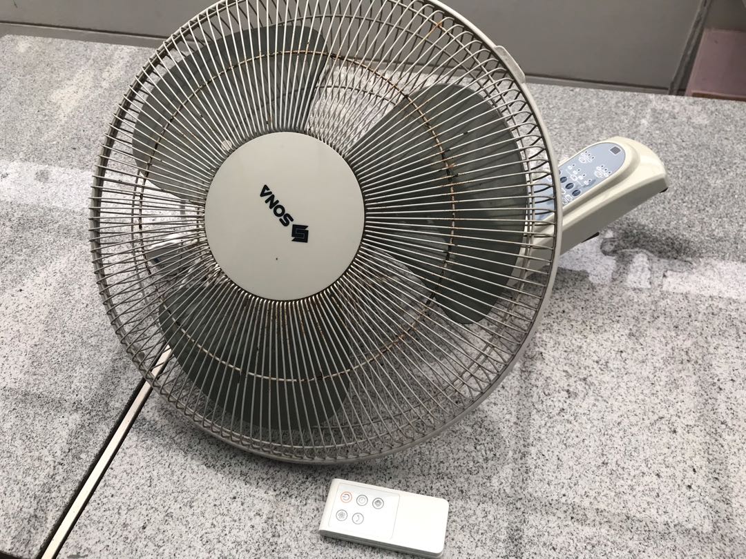 Sona Wall Fan, Furniture & Home Living, Lighting & Fans, Fans on Carousell