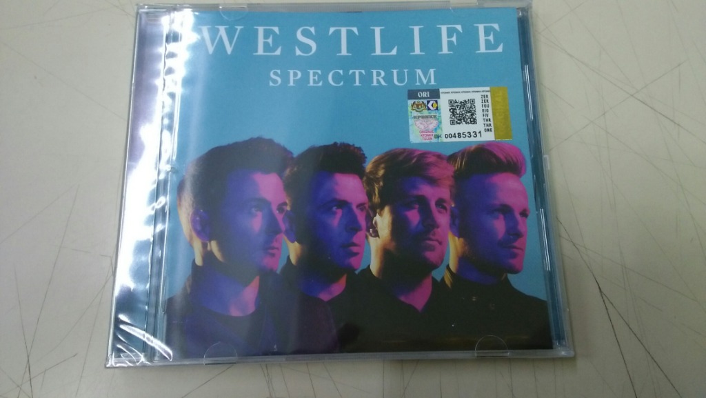 WESTLIFE SPECTRUM, Hobbies & Toys, Music & Media, CDs & DVDs on Carousell