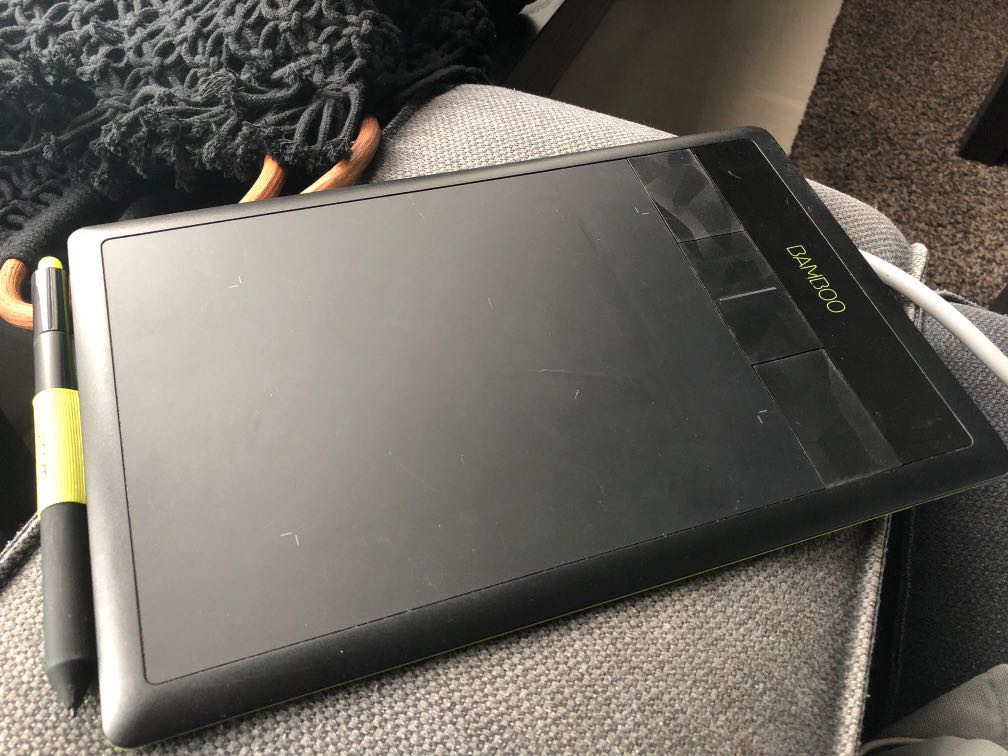 Bamboo CTH-470, Computers & Tech, Office & Business Technology on Carousell