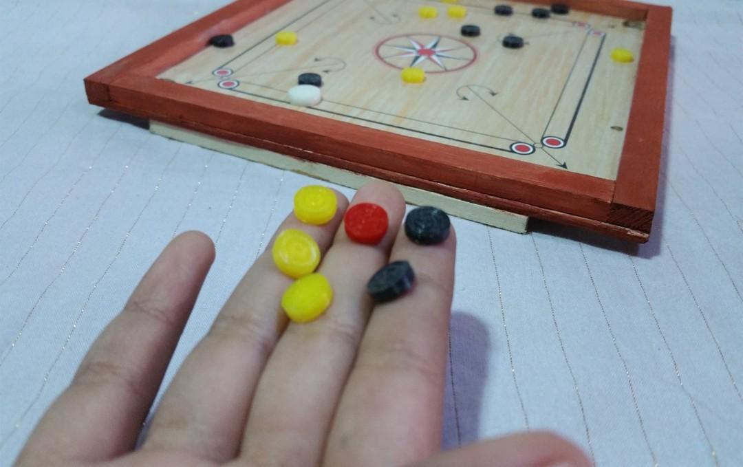 Mini Carrom Board Game for Sale., Hobbies & Toys, Toys & Games on Carousell