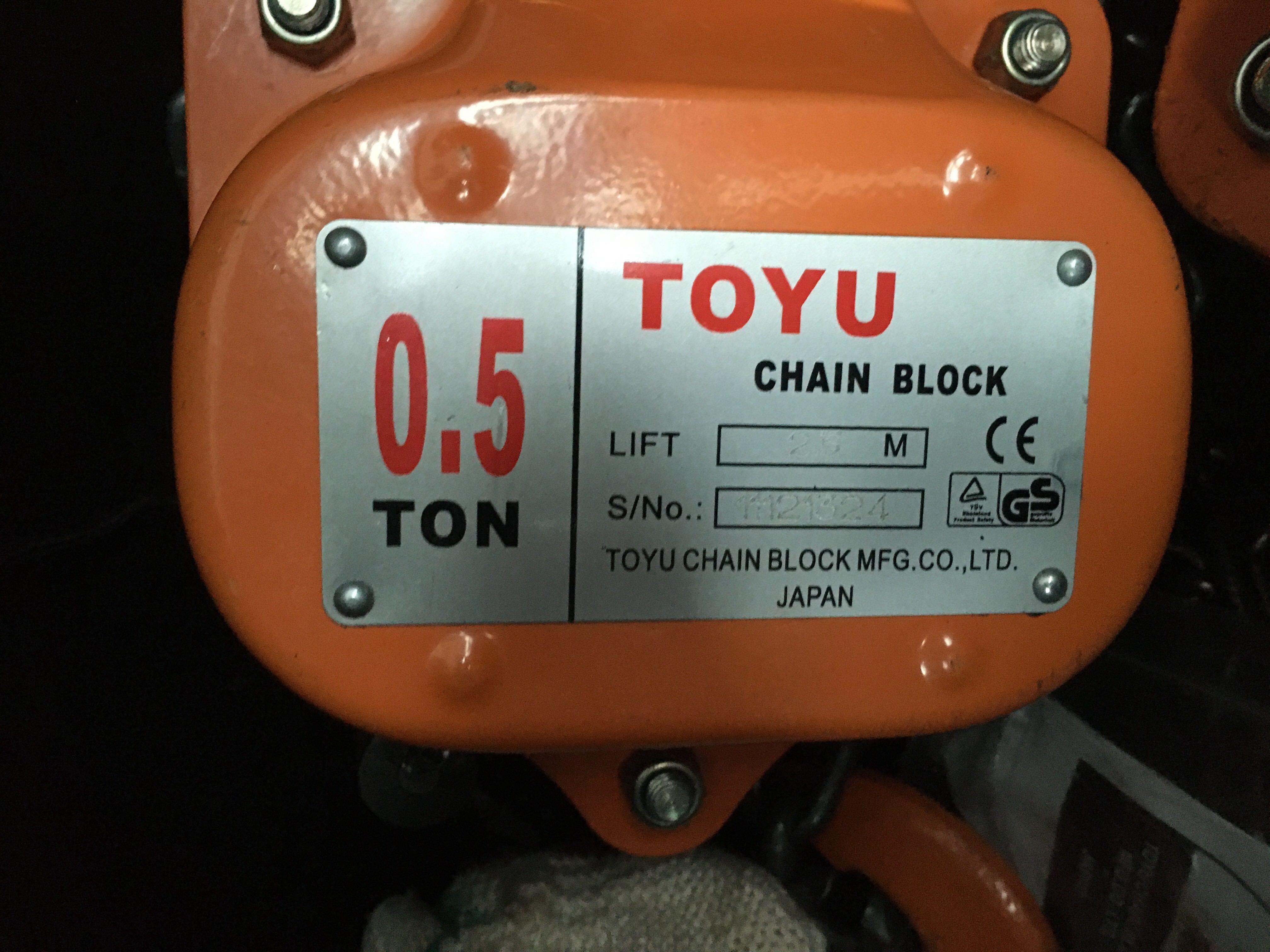 TOYU (Japan) 2-ton 6-meter manual chain bock, Hobbies & Toys, Music ...
