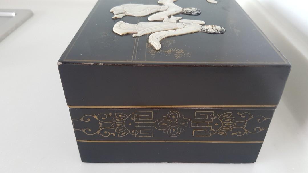 Vintage peranakan jewelry box, Hobbies & Toys, Memorabilia ...