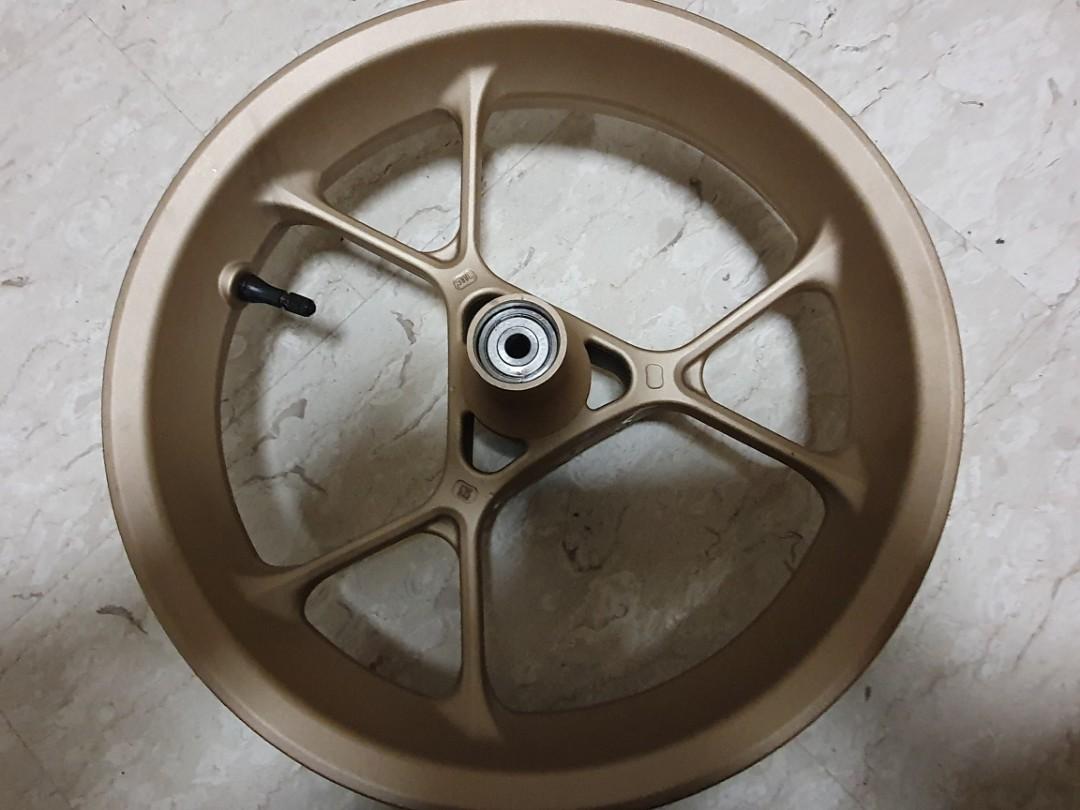 Aerox stock rim gold, Motorcycles, Motorcycle Accessories on Carousell