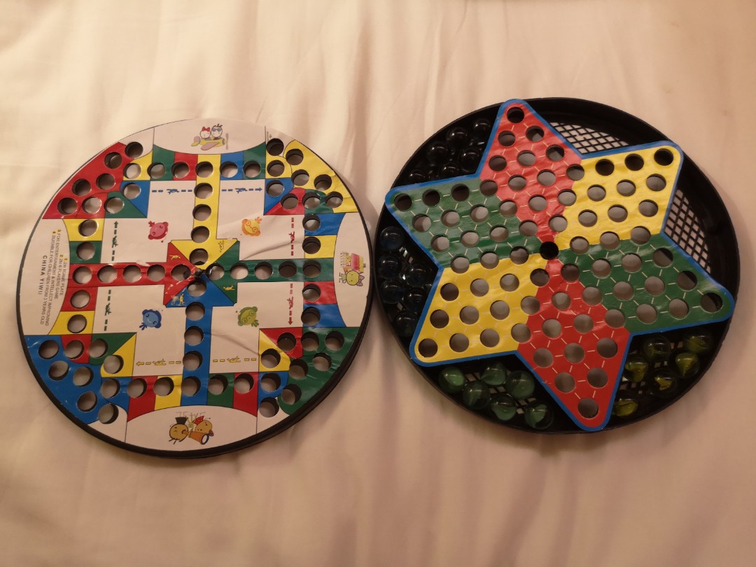 Chinese checkers & flying chess, Hobbies & Toys, Toys & Games on Carousell