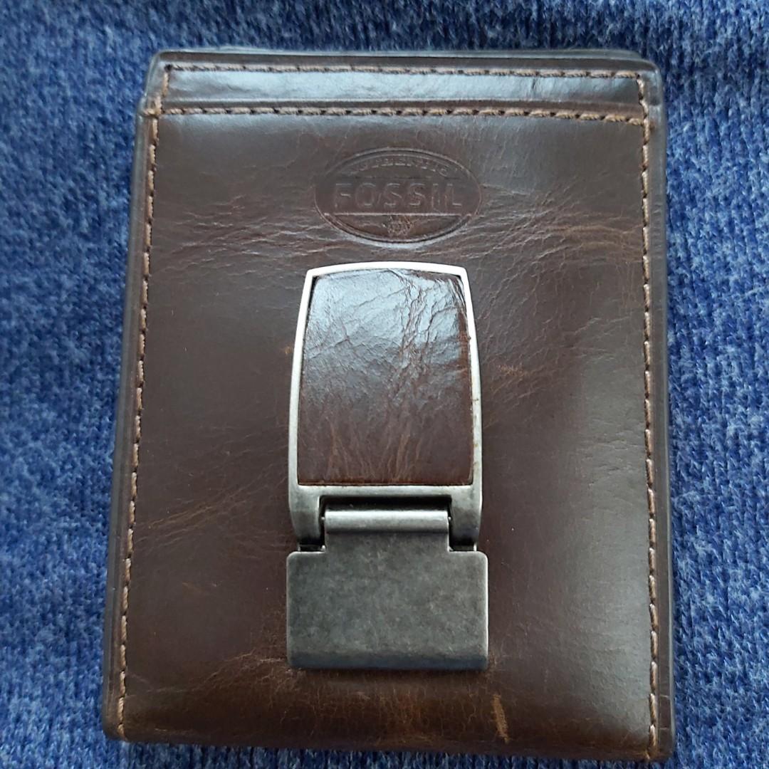 Fossil Bi-fold ID wallet, Men's Fashion, Watches & Accessories, Wallets ...