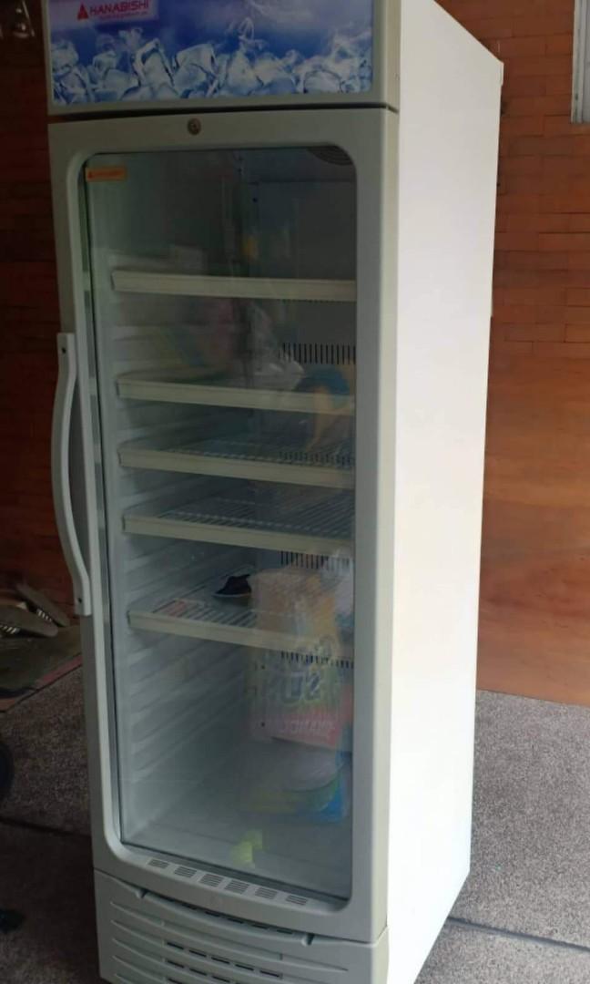 Hanabishi beverage showcase chiller, Food & Drinks, Chilled & Frozen ...