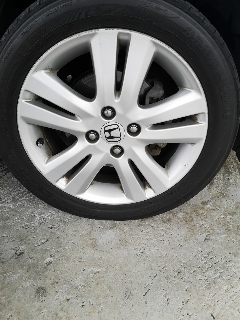 Honda Jazz GE8 16 inch Sport rim with tyres, Car Accessories, Tyres ...