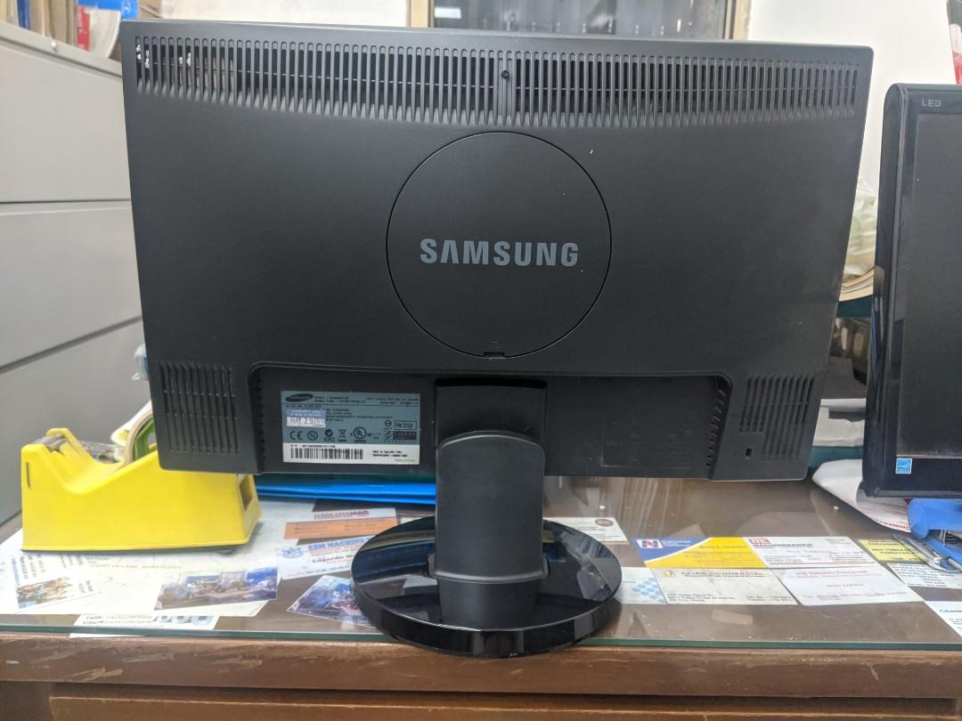 Samsung Computer Monitor Screen with VGA Connector, Computers & Tech ...