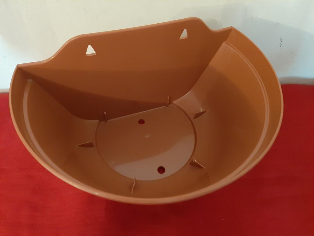 Lightweight semi-circle plant pot save space by hooking on window grill ...