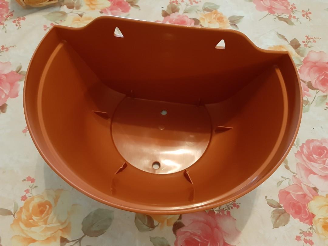 Lightweight semi-circle plant pot save space by hooking on window grill ...