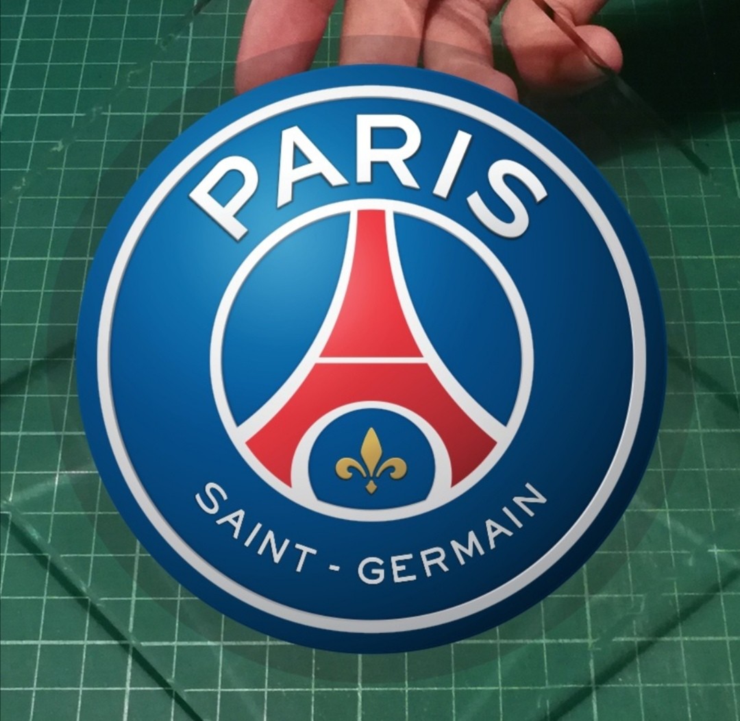 Car Decals - PSG / Paris Saint Germain football club. 11cm diameter ...