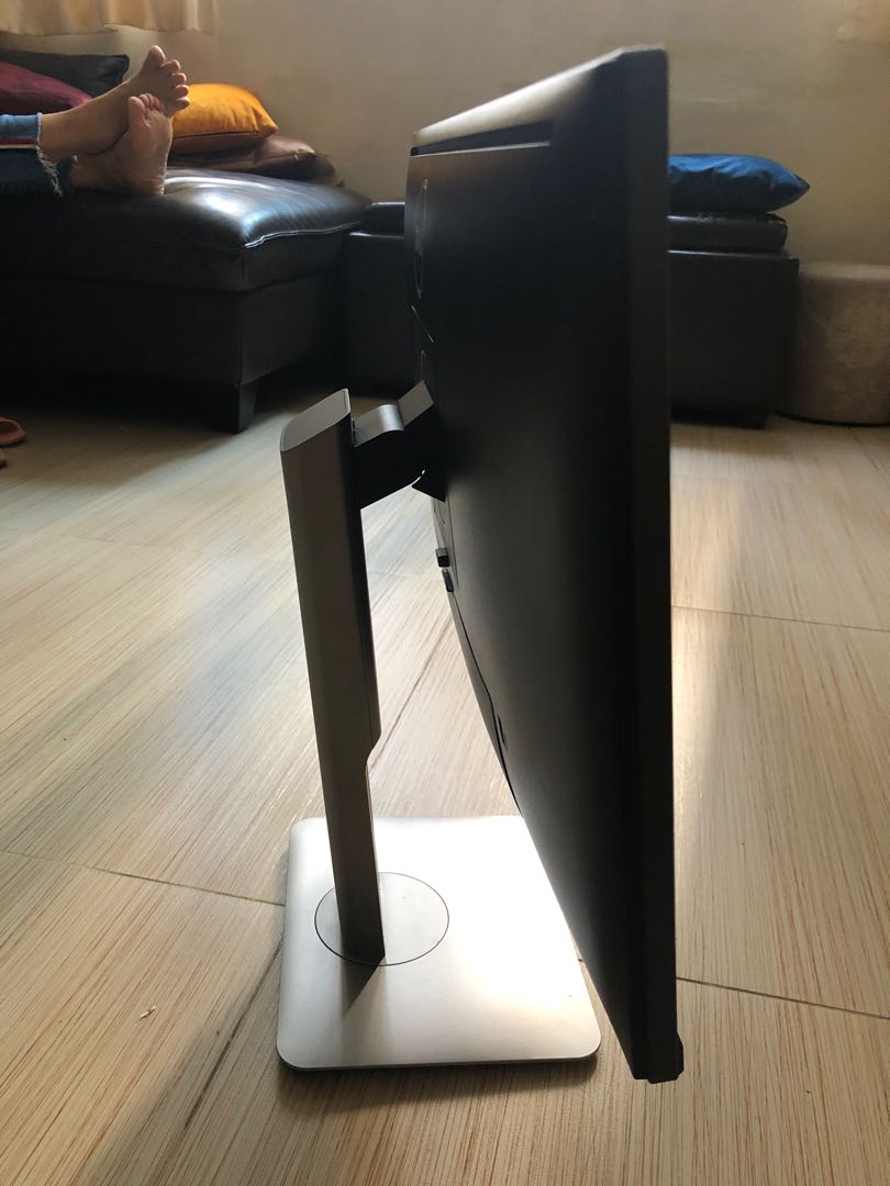 Dell U2414H monitor, 電腦＆科技, 電腦周邊及配件, 電子屏幕 - Carousell