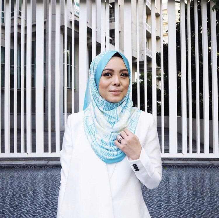 dUCk Eid Limited Edition Songket Shawl, Women's Fashion, Muslimah ...