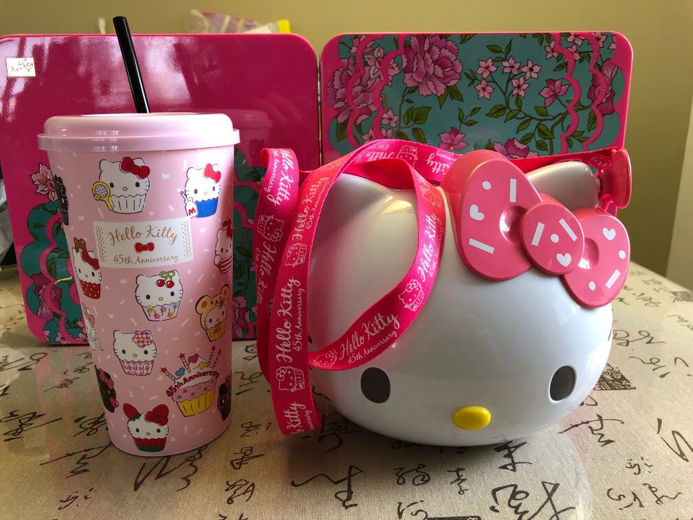 Hello Kitty Limited Edition collectible cup and popcorn bucket ...