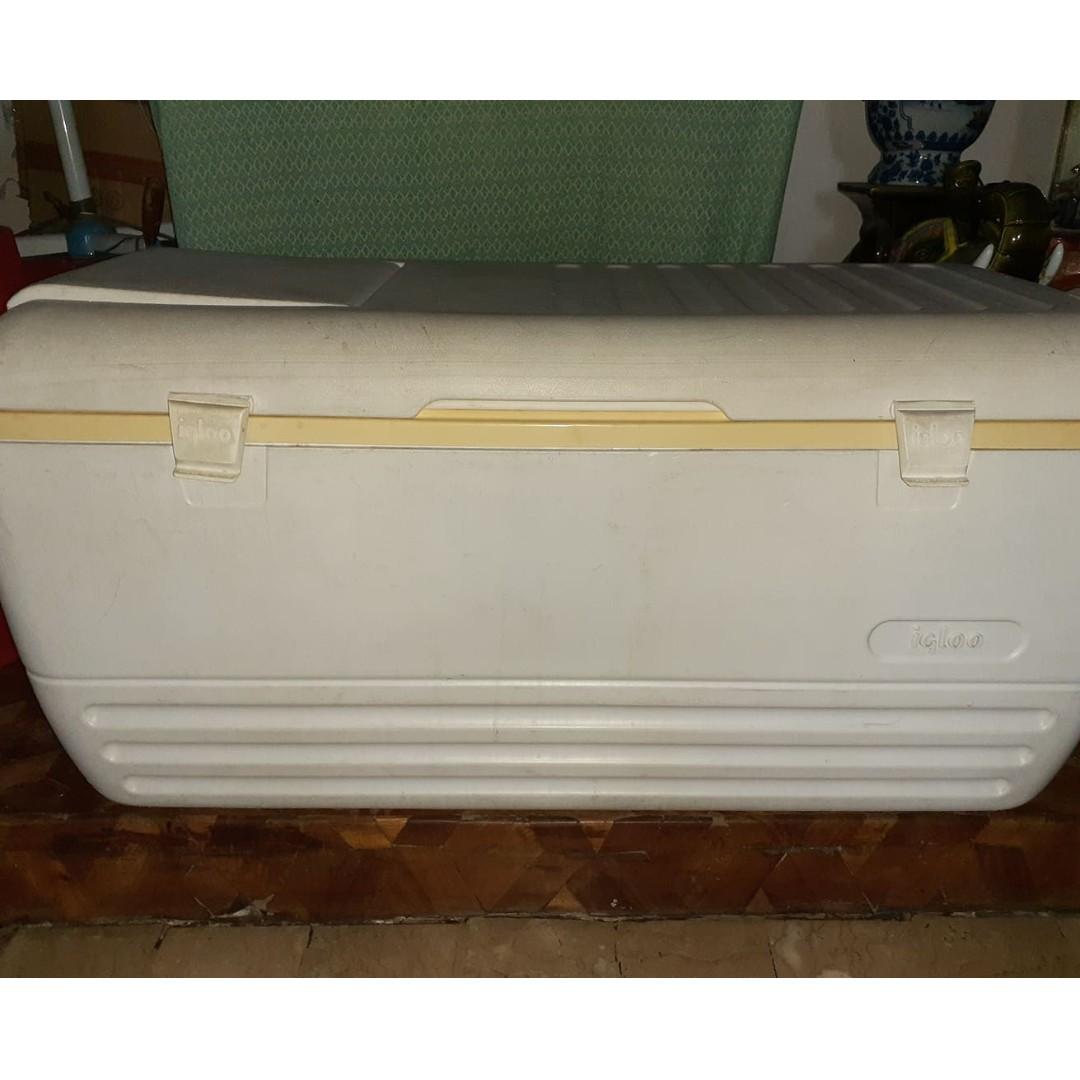 Igloo large ice box, TV & Home Appliances, Kitchen Appliances ...