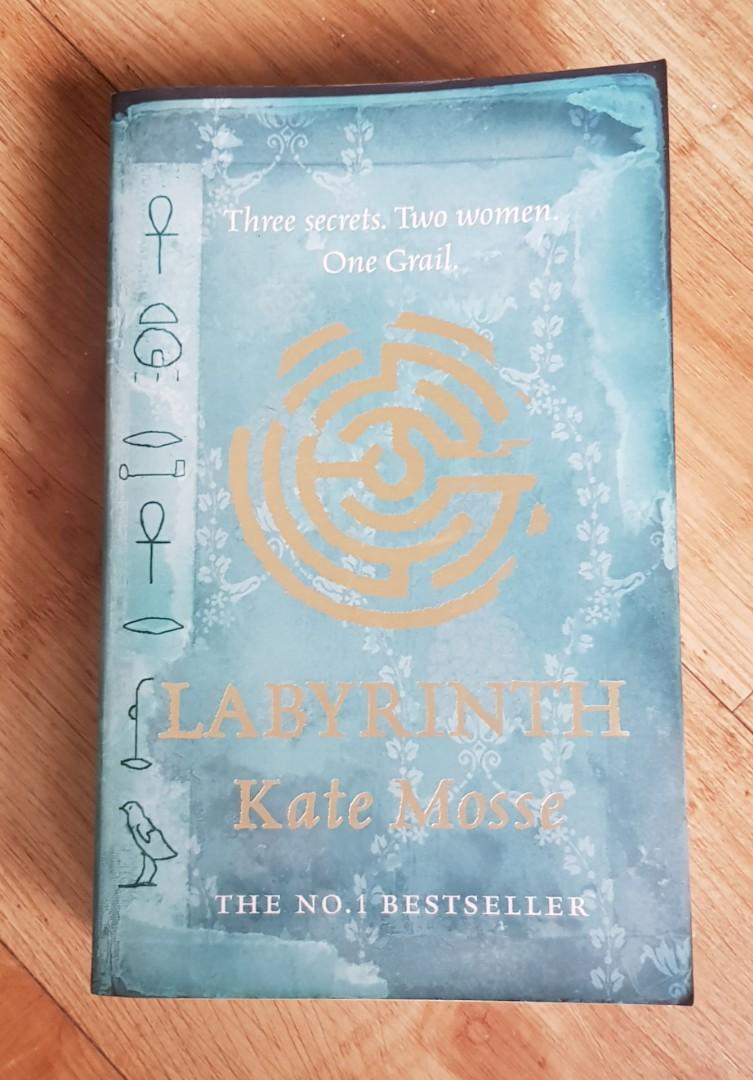 Kate Moss - Labyrinth, Hobbies & Toys, Books & Magazines, Religion ...