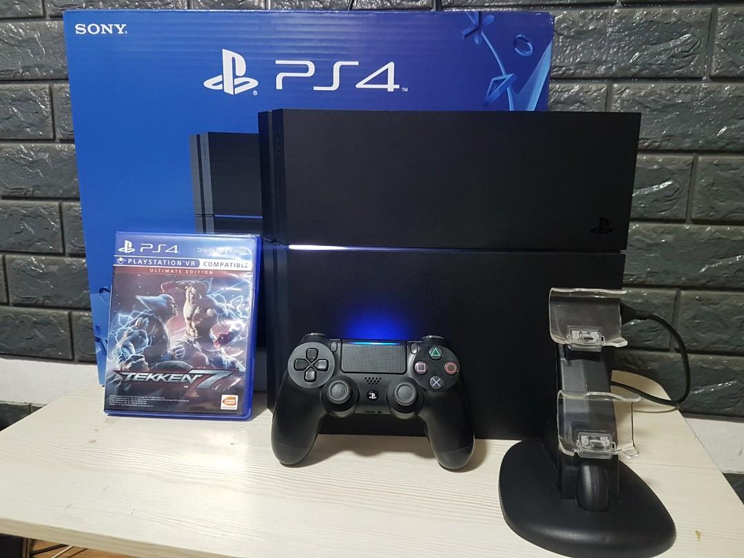 PS4 Fat Jet Black 500GB with Tekken 7/charging stand/controller, Video ...