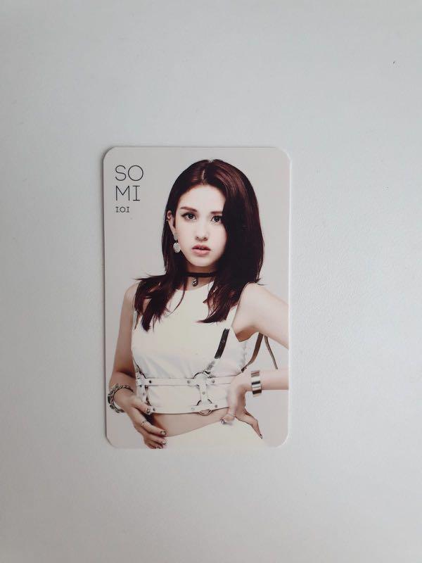Somi Photocard, Hobbies & Toys, Memorabilia & Collectibles, K-Wave on ...