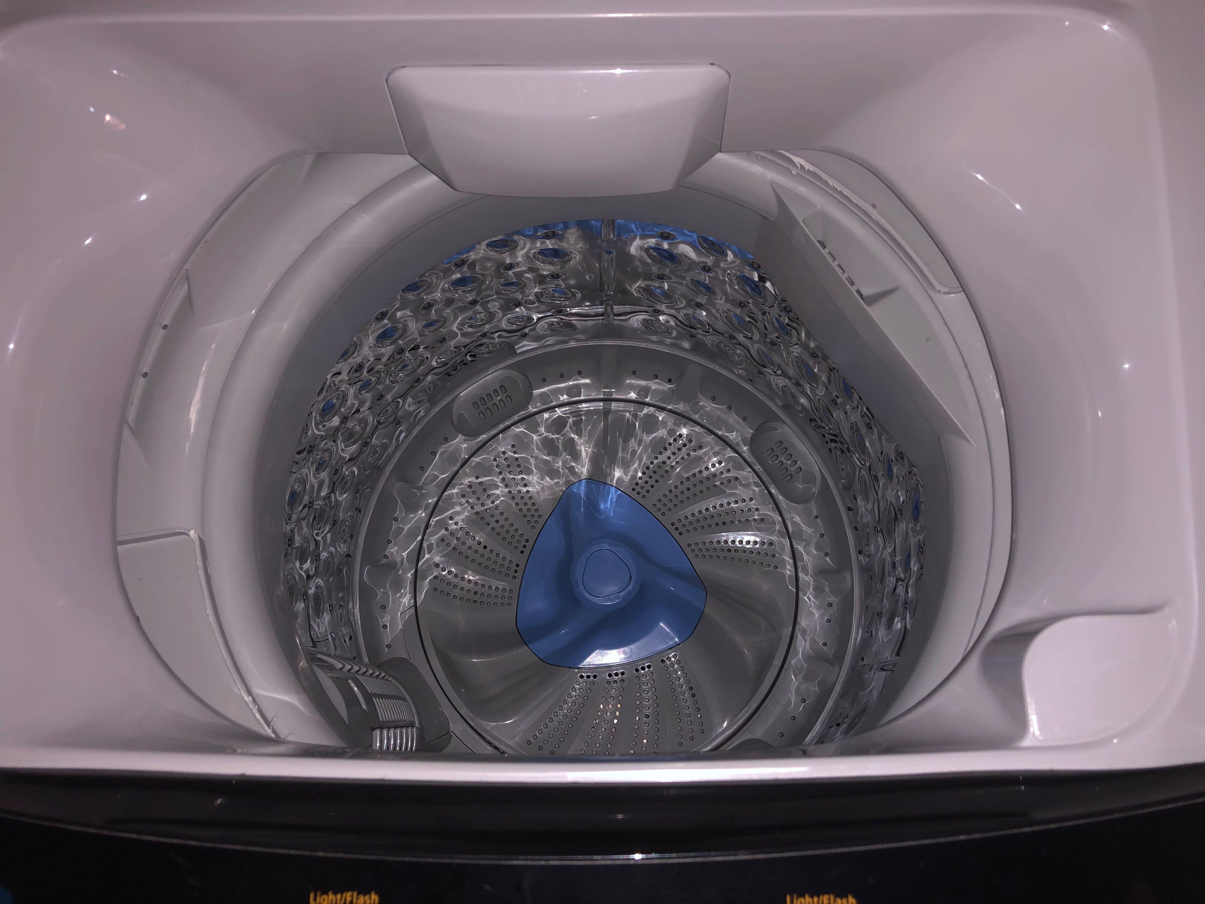 Bundle 44” TV + washing machine ( with warranty) , TV & Home Appliances ...