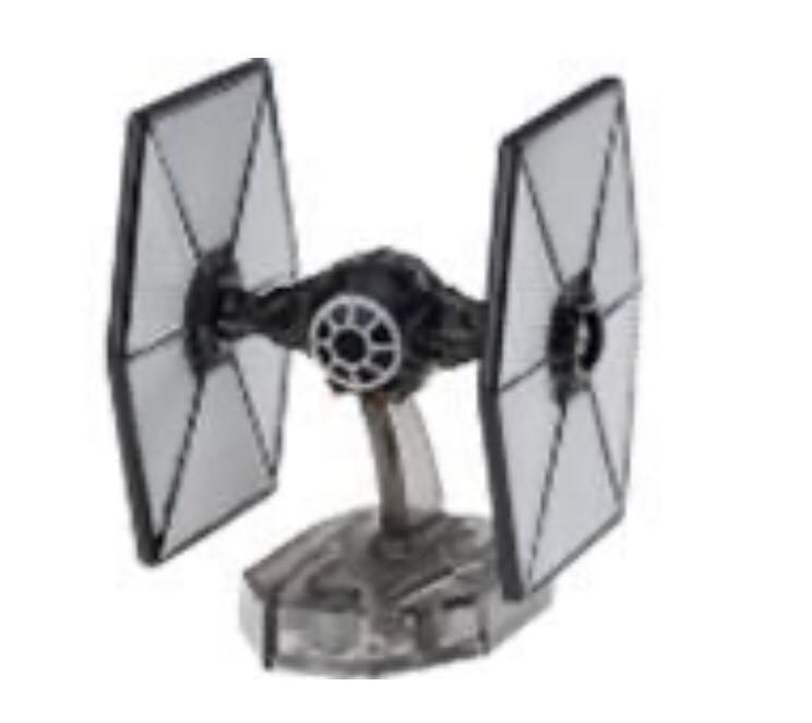 Tomica TSW-09 Star Wars First Order Tie Fighter (EP7), 興趣及遊戲, 玩具 & 遊戲類 - Carousell