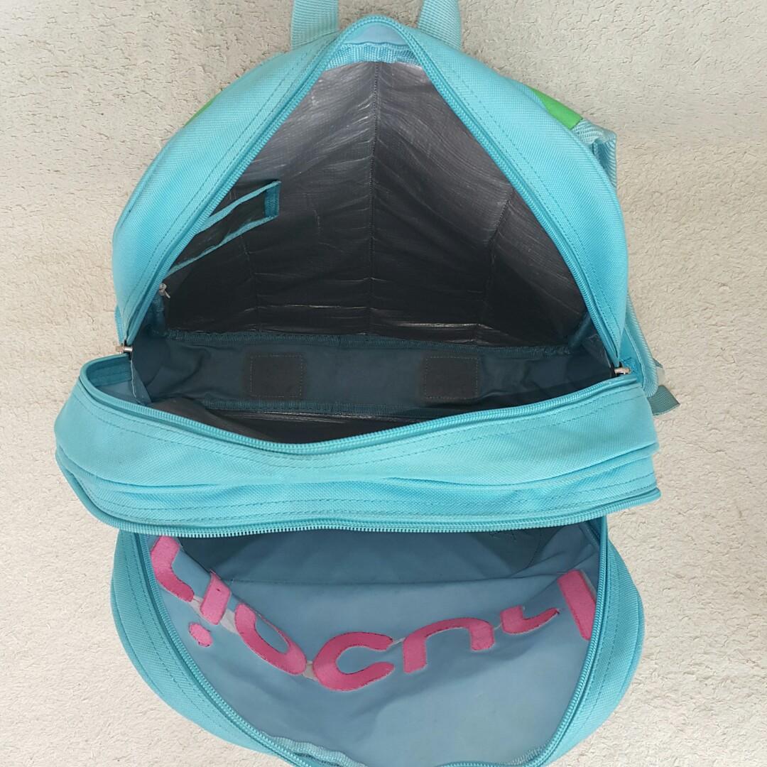 Bacpack Ripcurl, Fesyen Wanita, Tas & Dompet di Carousell