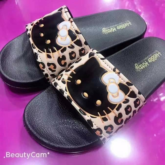Hello Kitty Slippers, Women's Fashion, Footwear, Slippers and slides on ...