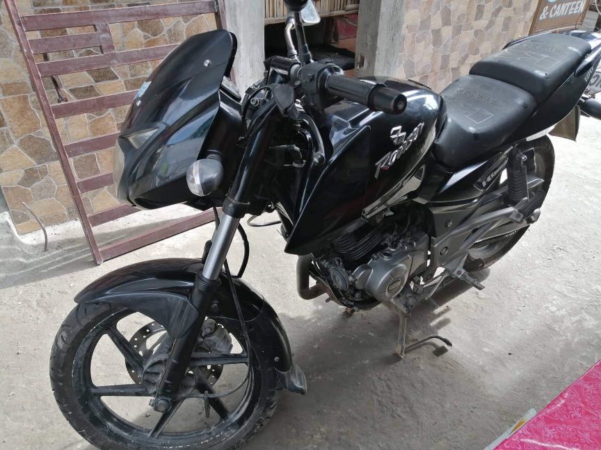 Kawasaki Rouser 180, Motorbikes, Motorbikes for Sale on Carousell