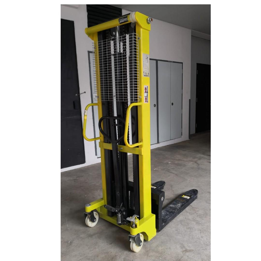 Manual Stacker / Pallet Jet, Everything Else on Carousell