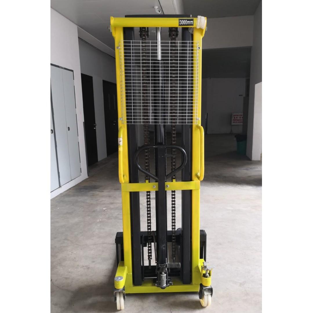 Manual Stacker / Pallet Jet, Everything Else on Carousell