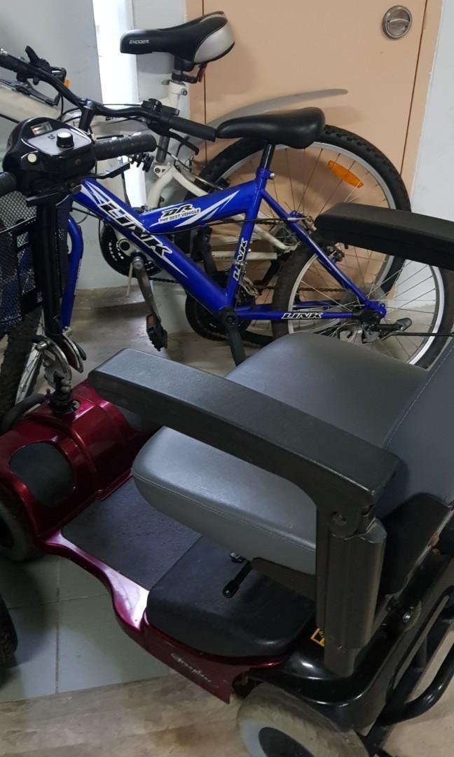 4 Wheels Motorised PMD, Sports Equipment, PMDs, E-Scooters & E-Bikes ...