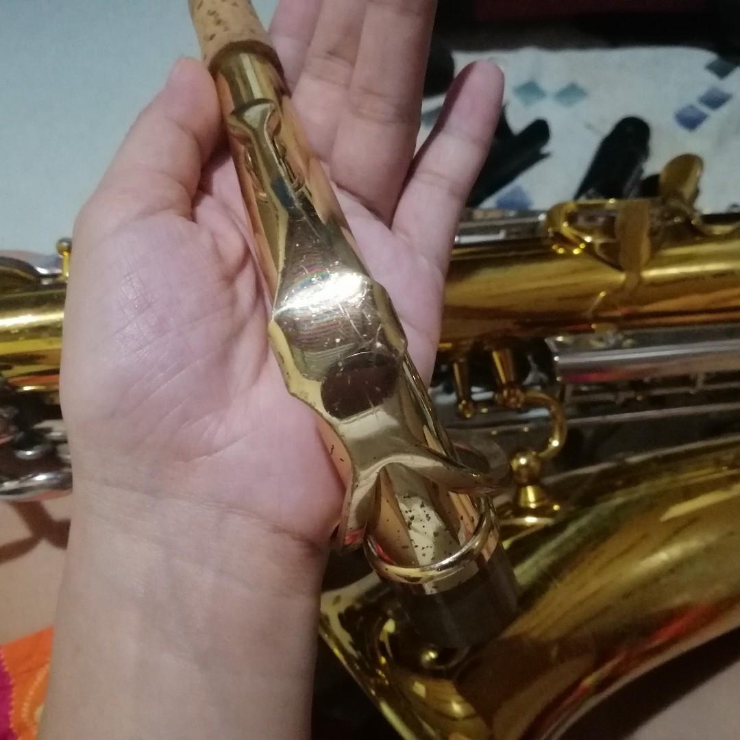 Conn 20M Alto Saxophone, Hobbies & Toys, Music & Media, Musical ...