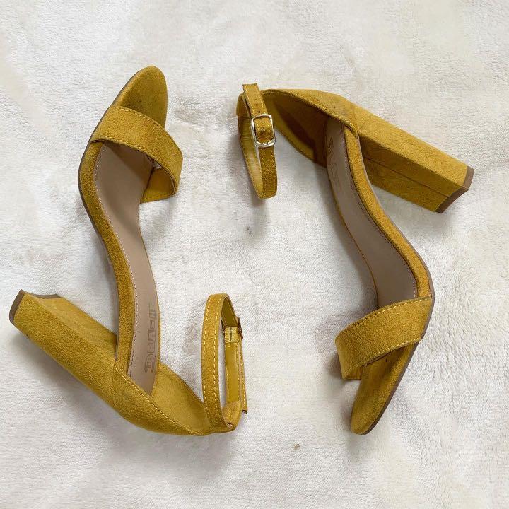 Mustard block heels suede, Women's Fashion, Footwear, Heels on Carousell