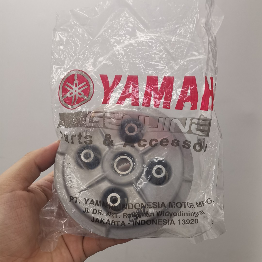 Yamaha R3/MT03 OEM Clutch Boss & Pressure Plate Assembly, Motorcycles ...