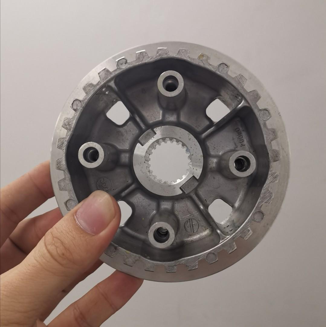 Yamaha R3/MT03 OEM Clutch Boss & Pressure Plate Assembly, Motorcycles ...