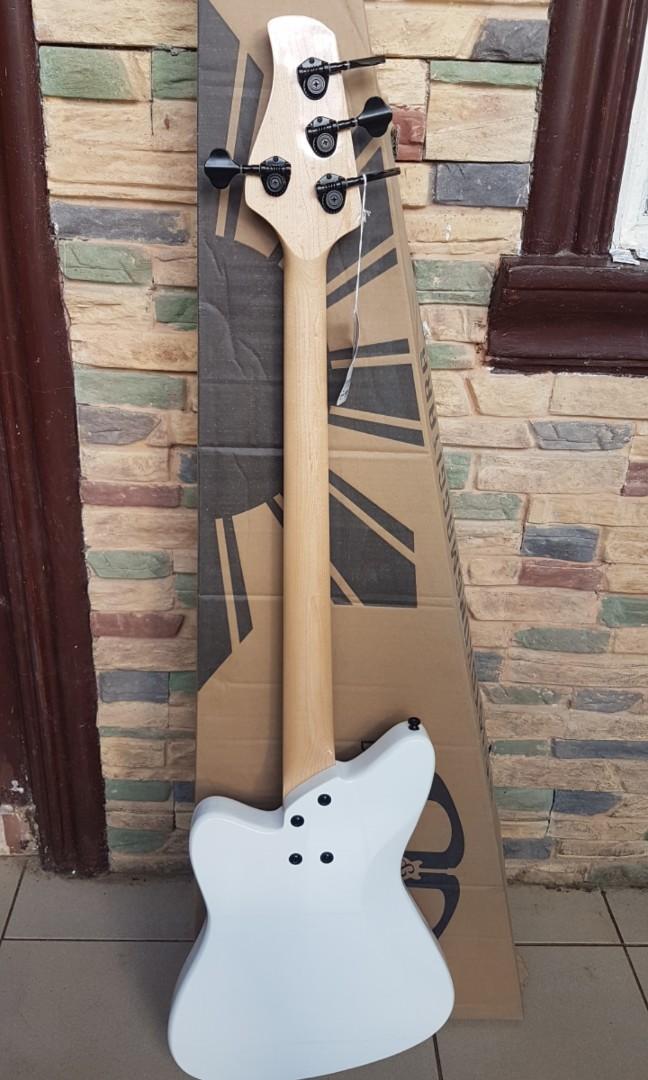 D&D Dnd Paul Yap 4 String Bass Guitar, Hobbies & Toys, Music & Media ...