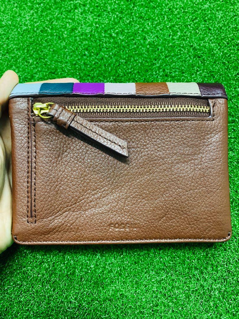 Fossil Wallet, Women's Fashion, Bags & Wallets, Clutches on Carousell