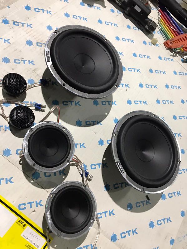 Hertz 3 way components set, Car Accessories, Accessories on Carousell