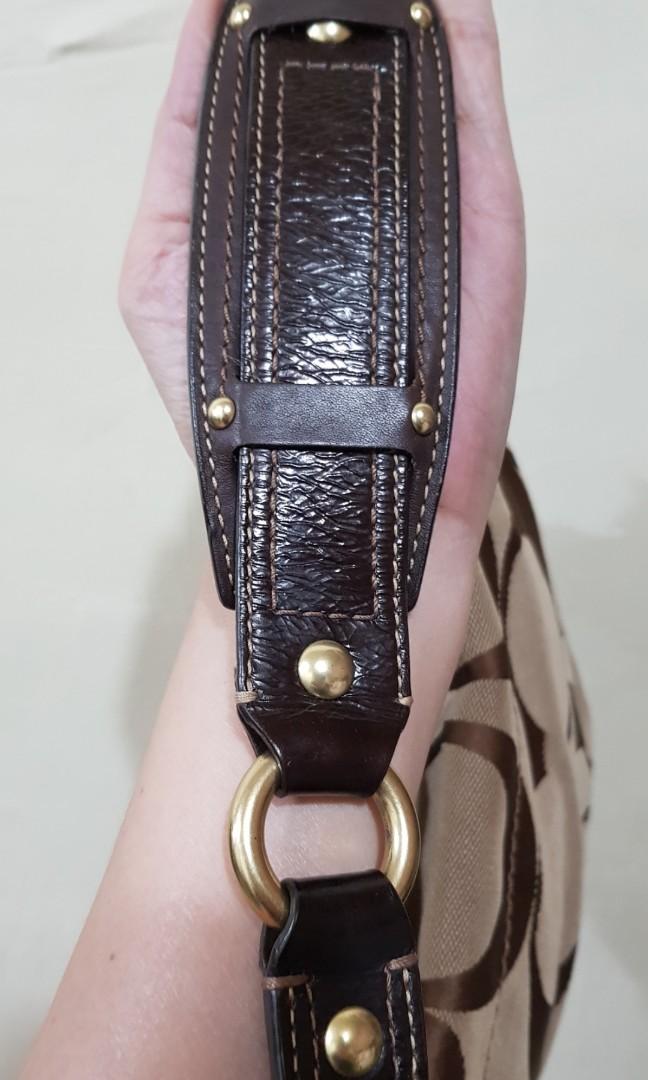 Coach Carly Signature 12871, Women's Fashion, Bags & Wallets, Wallets ...