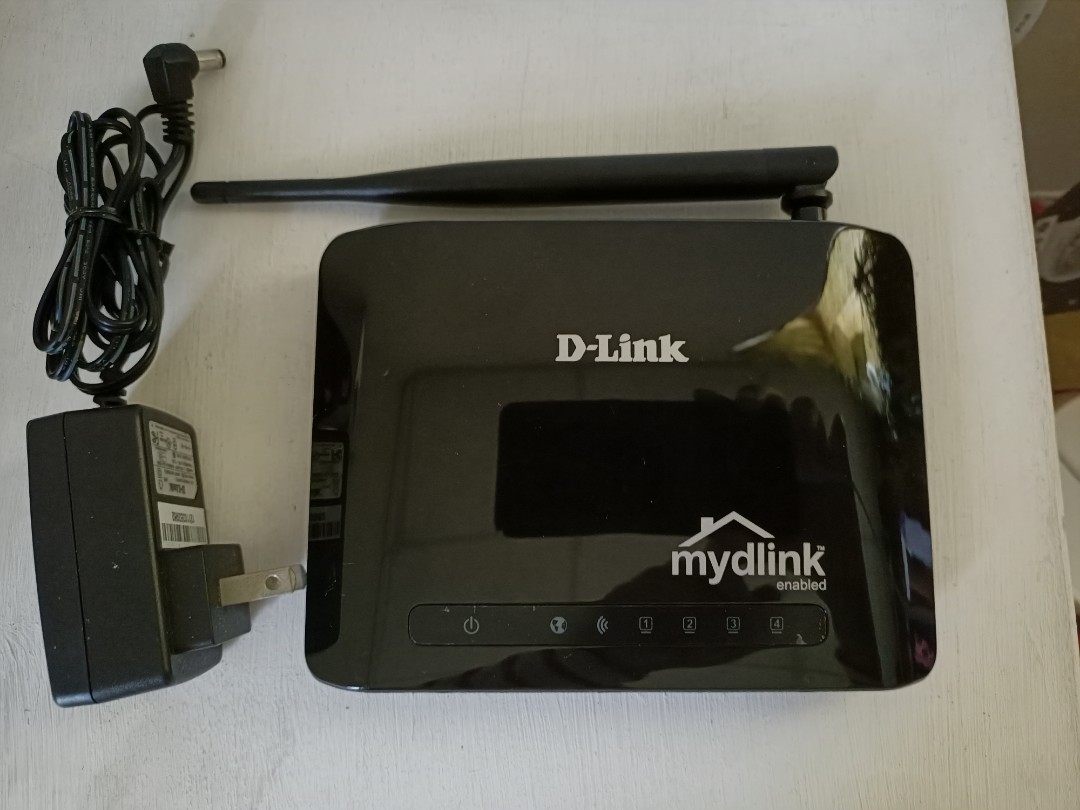 D Link DIR 600L 無線分享器 #龍年行大運, 家具及居家用品, 安全及門鎖 , 安全系統及閉路電視在旋轉拍賣