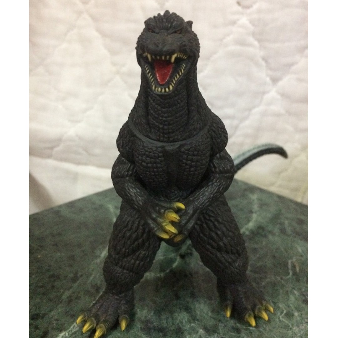 GODZILLA ACTION FIGURE BY BANDAI TOHO 6 INCH VINYL TOY 2005 Godzilla ...